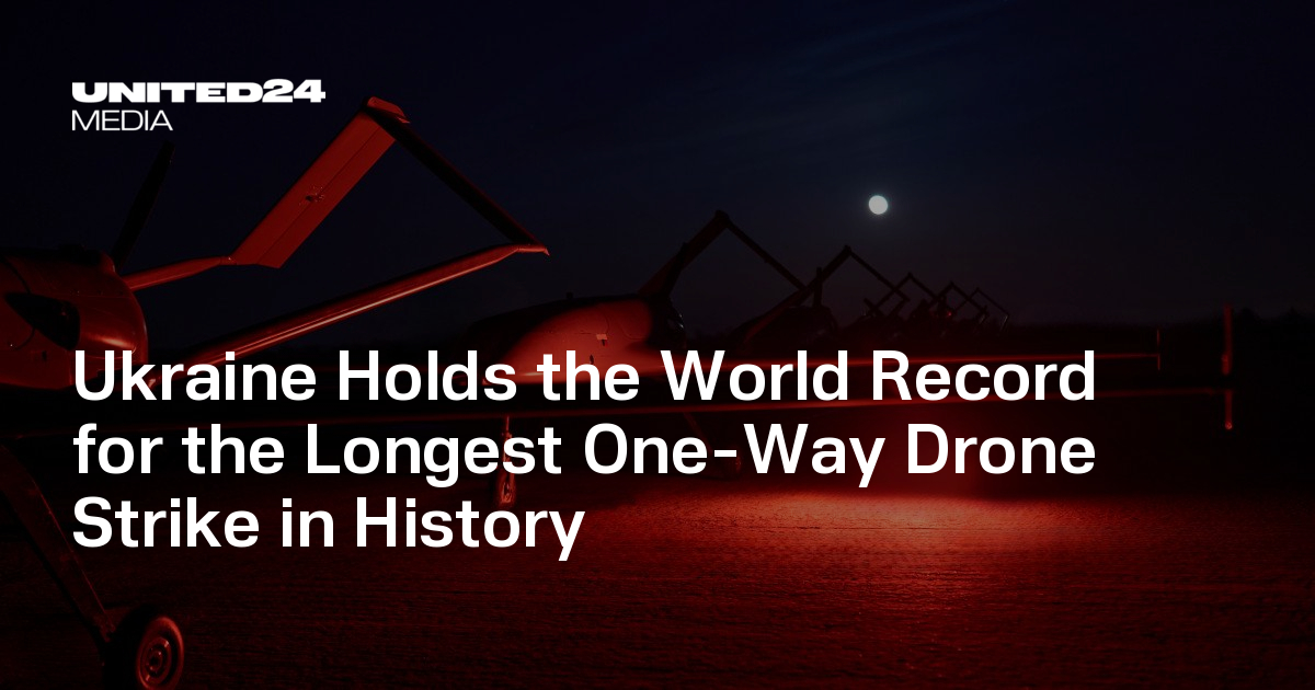 Msraissa bellini the whispers are accurate, book with