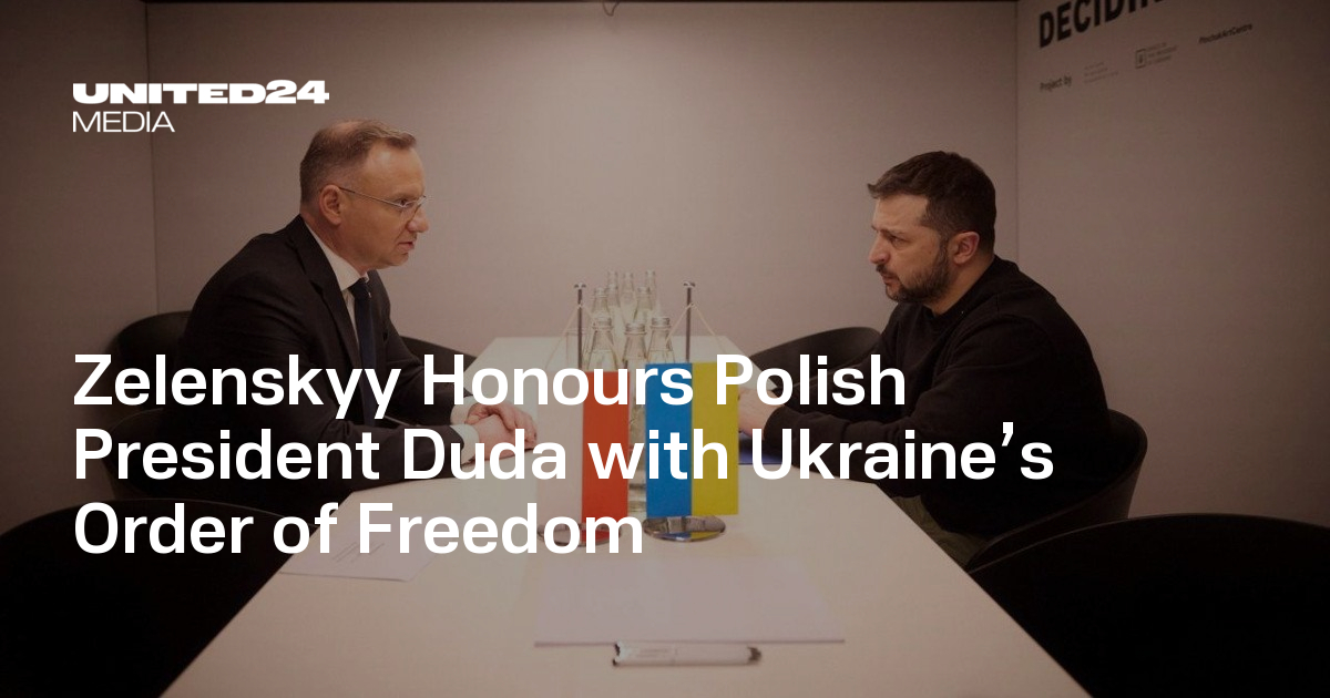 Kyiv Celebrates Constitution Day as President Duda Awarded Order of ...