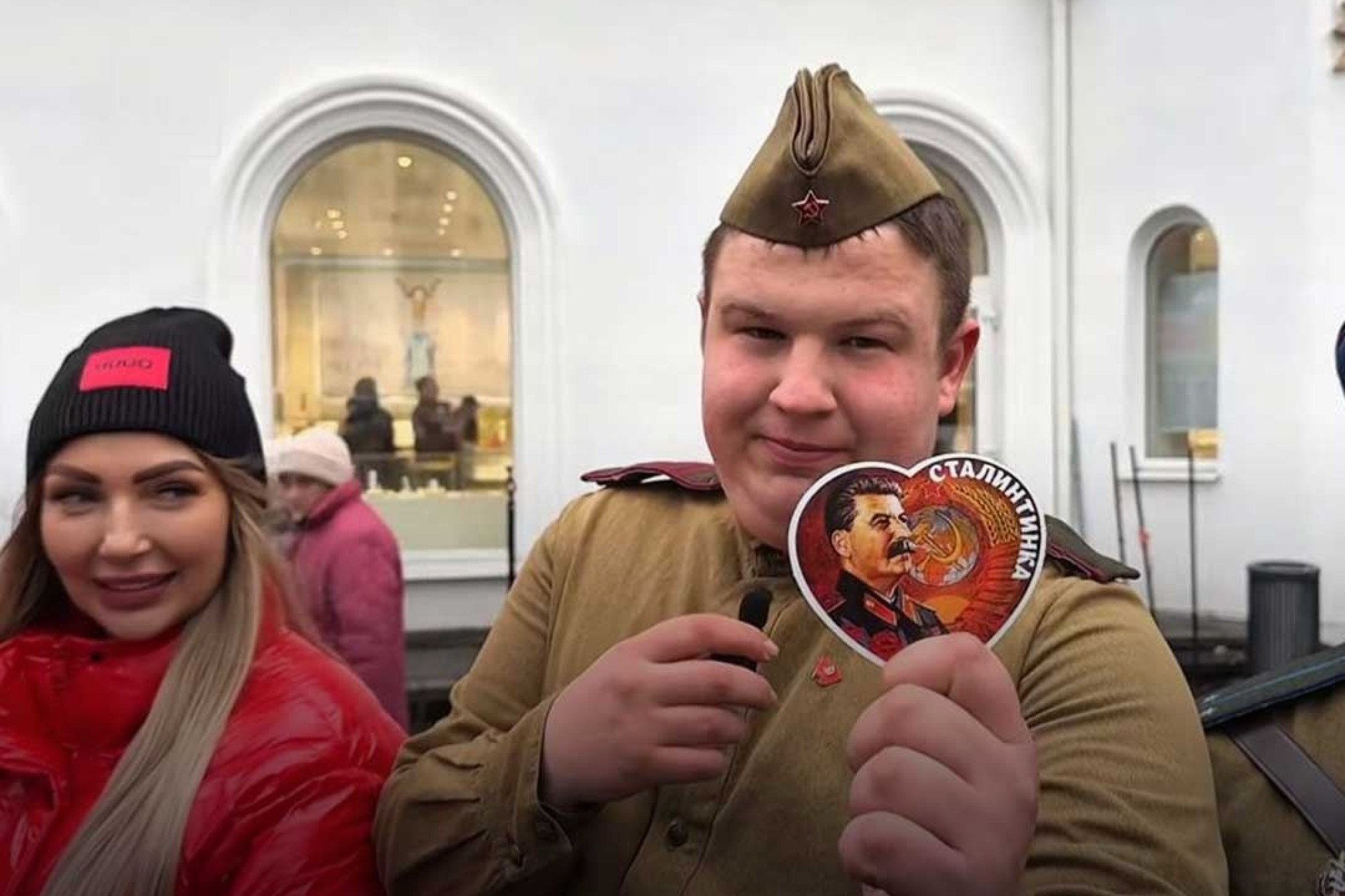 Stalin and Lenin Replace Cupid on Valentine’s Day in Temporary Russian ...