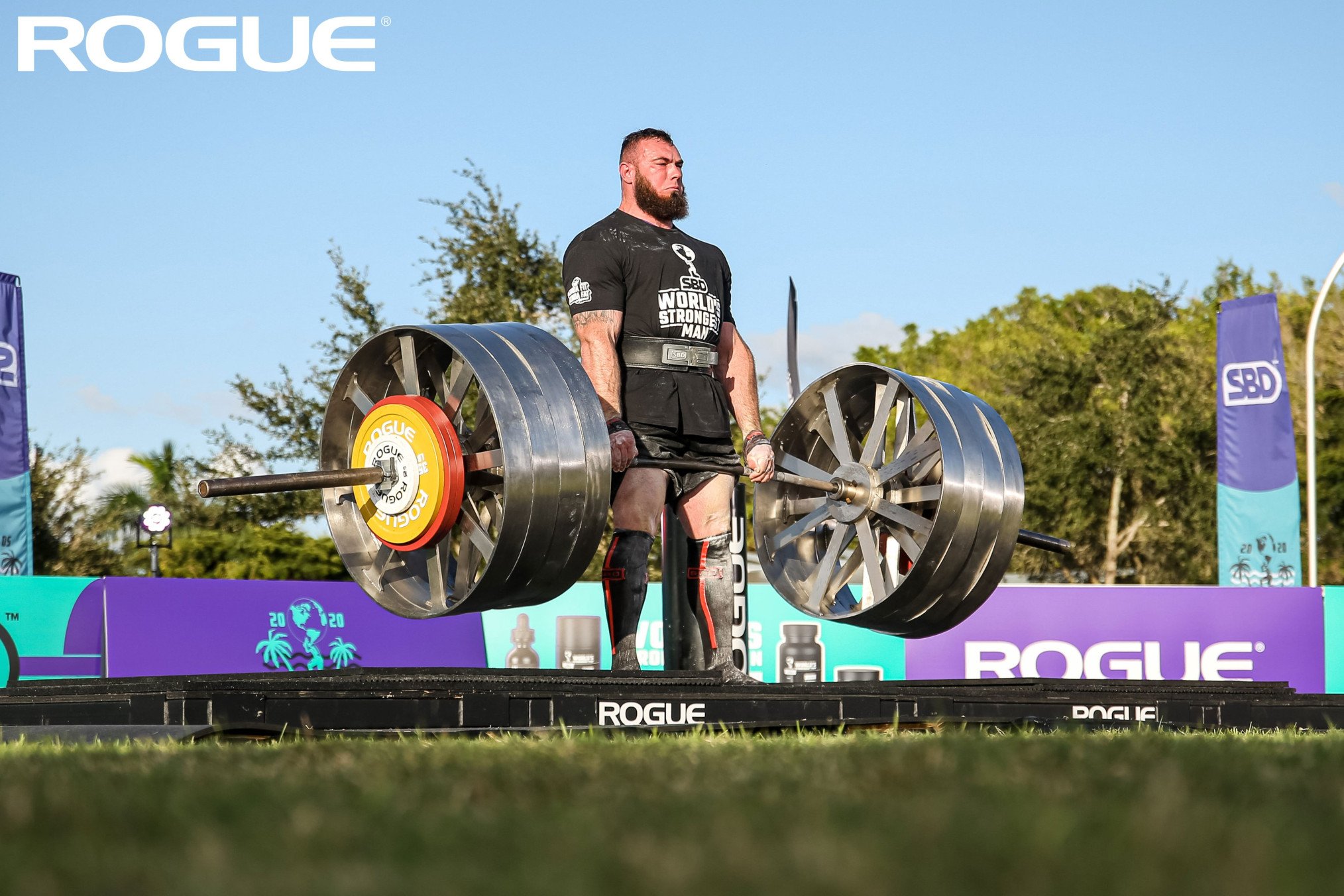 Ukrainian Titan Oleksii Novikov Shatters World Record With a 550 kg ...