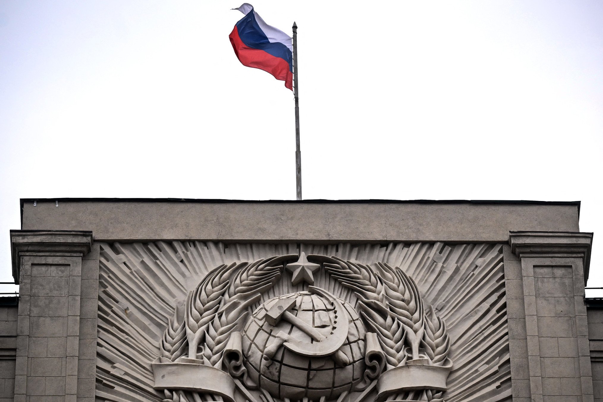 Russian MP Proposes Mock Nuclear Strike on Pentagon, Eiffel Tower and ...