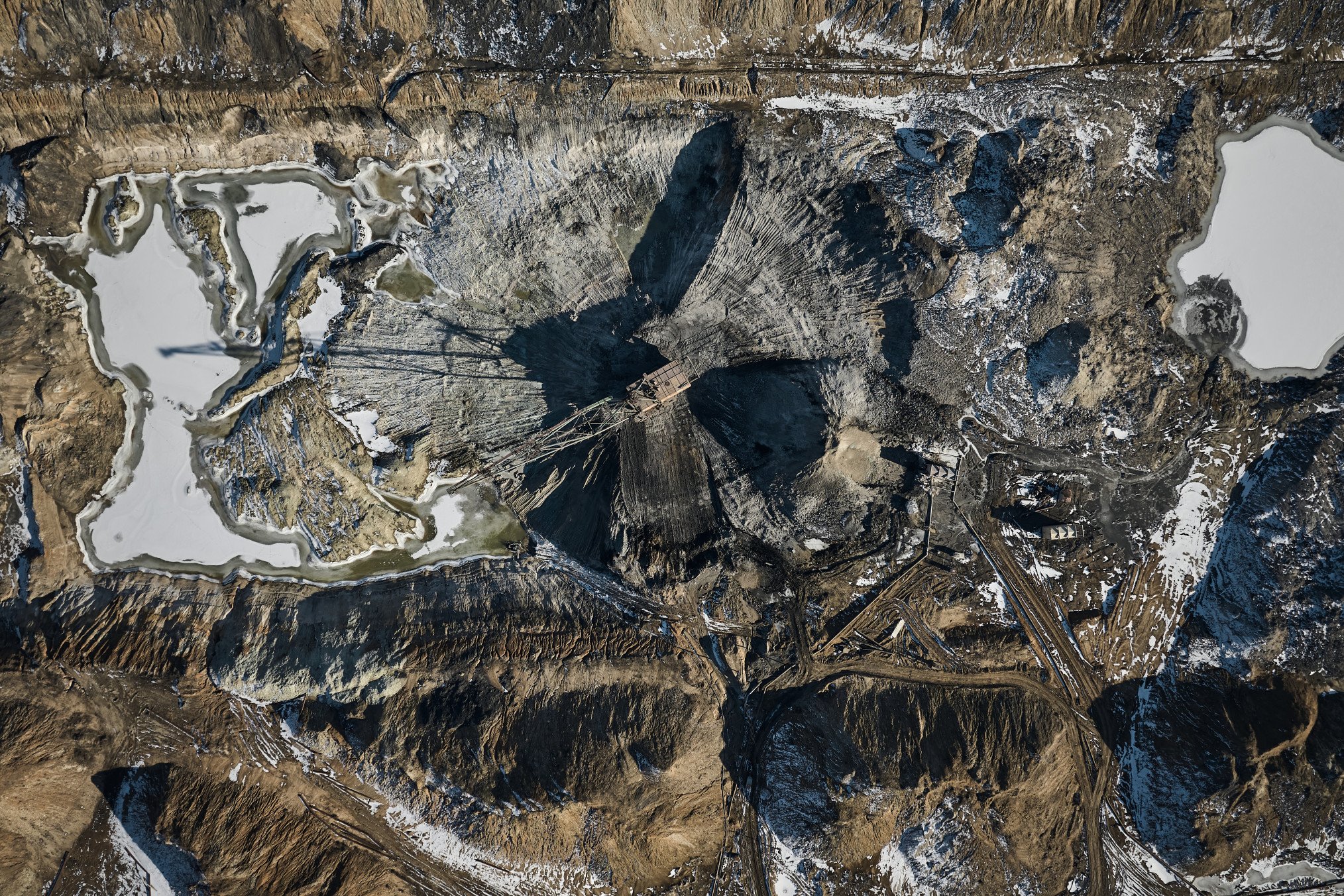 US Delegation Surveys Ukraine’s Titanium and Rare Earth Sites for ...