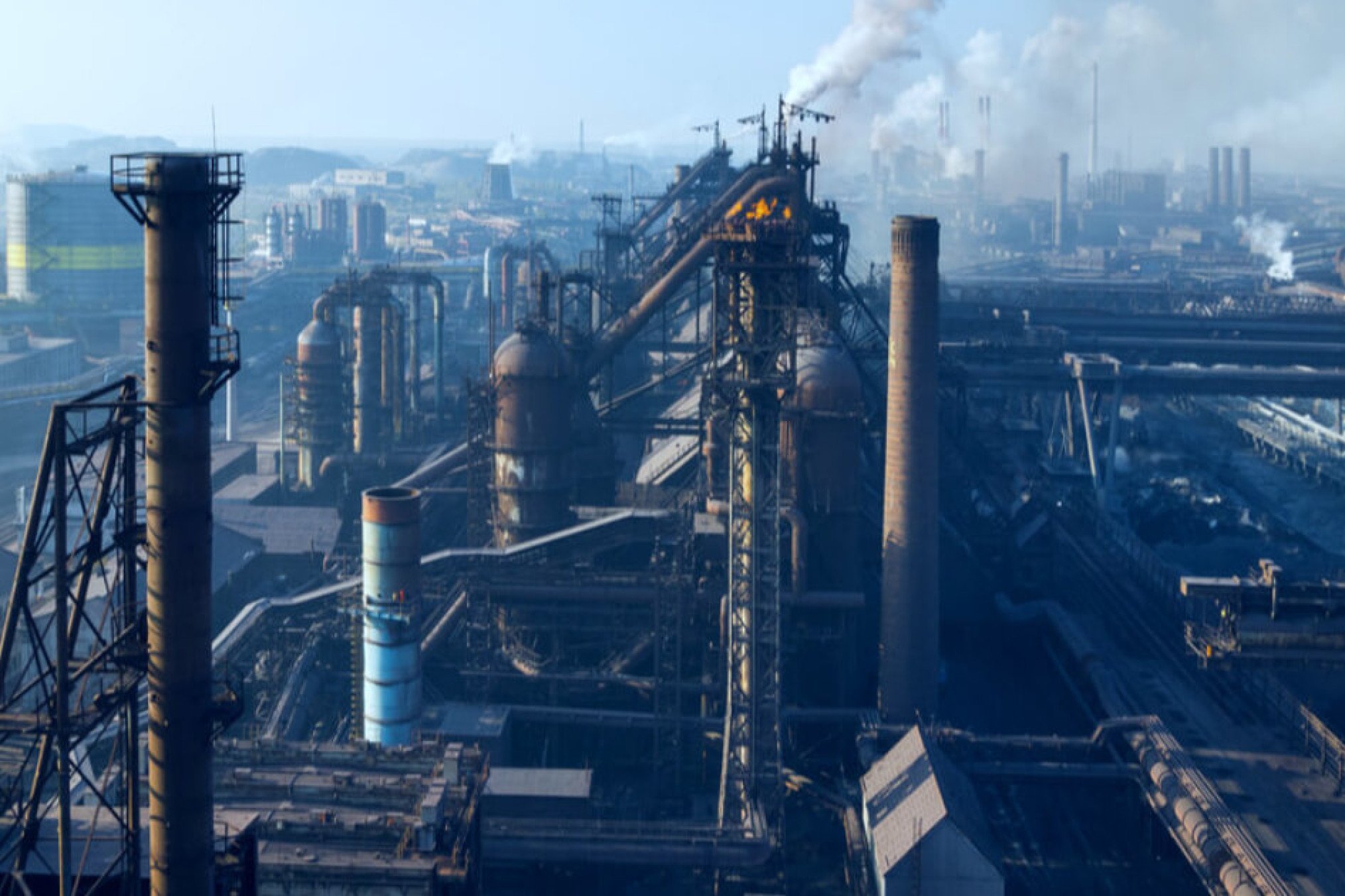 Kadyrov Allies Are Looting Mariupol’s Steel Plant, Shipping Metals and ...