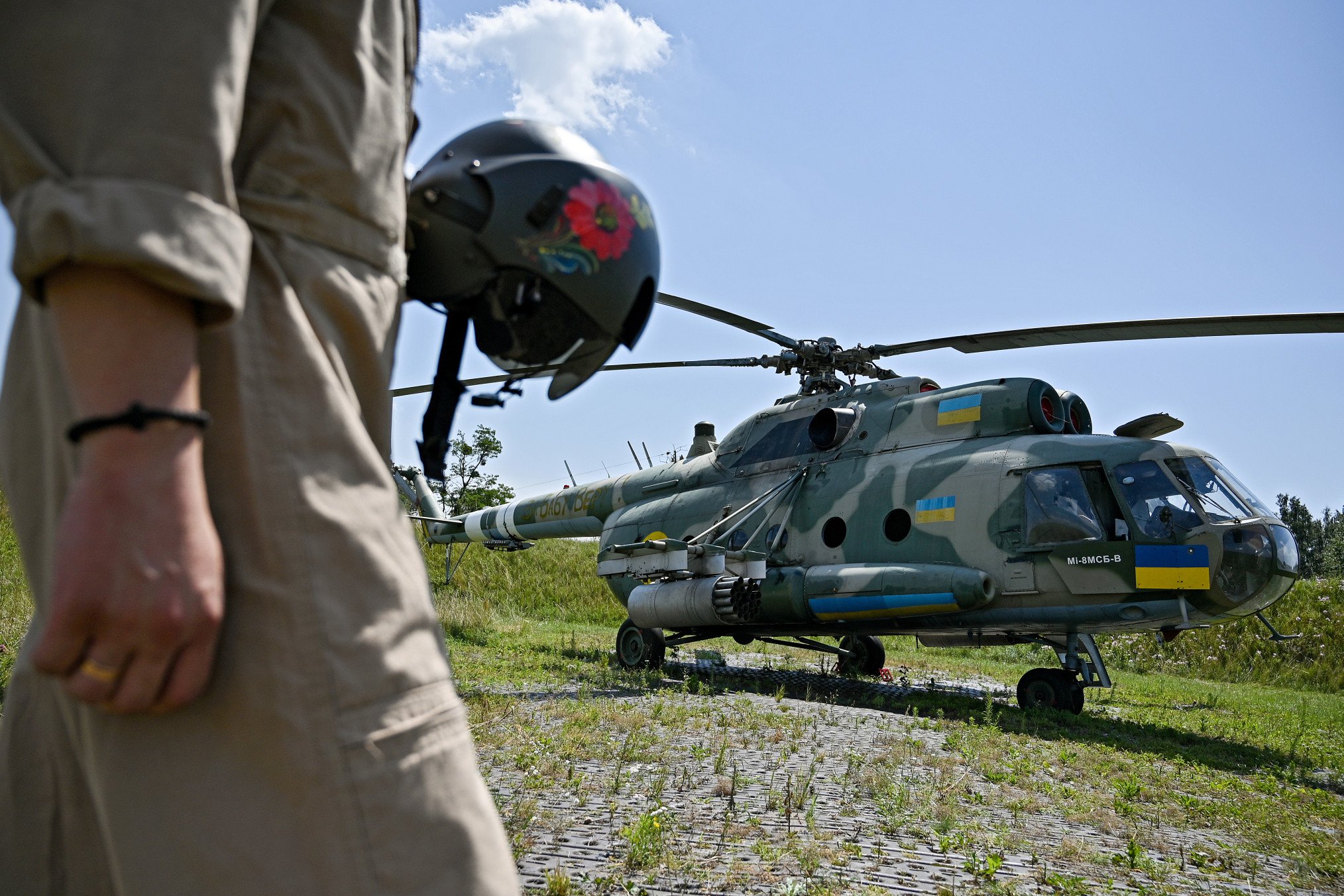 Ukraine Is Now Deploying New Helicopter Units to Hunt Down Russian ...