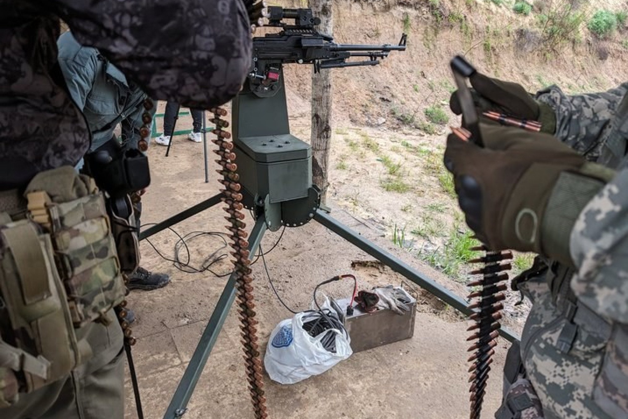 Made-in-Ukraine “Tsvyakh” Turret Aims to Revolutionize Lightweight ...