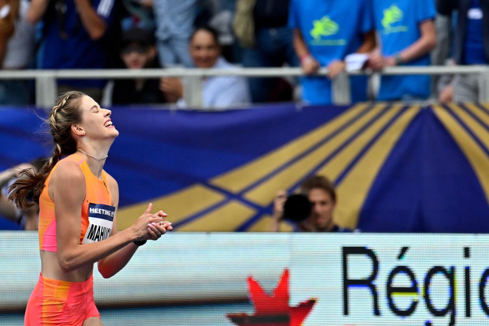 Ukrainian High Jumper Yaroslava Mahuchikh Sets New World Record in ...