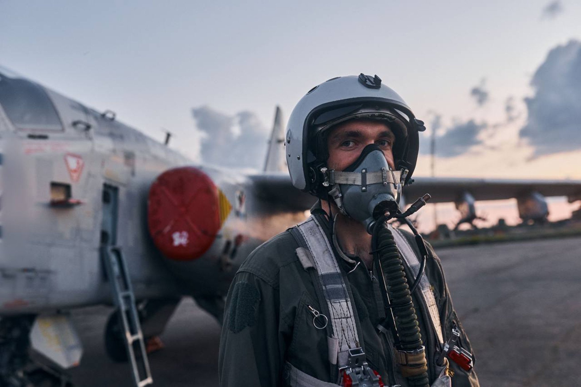 Ukrainian F-16 Pilot Pavlo Ivanov Killed During Combat Mission ...