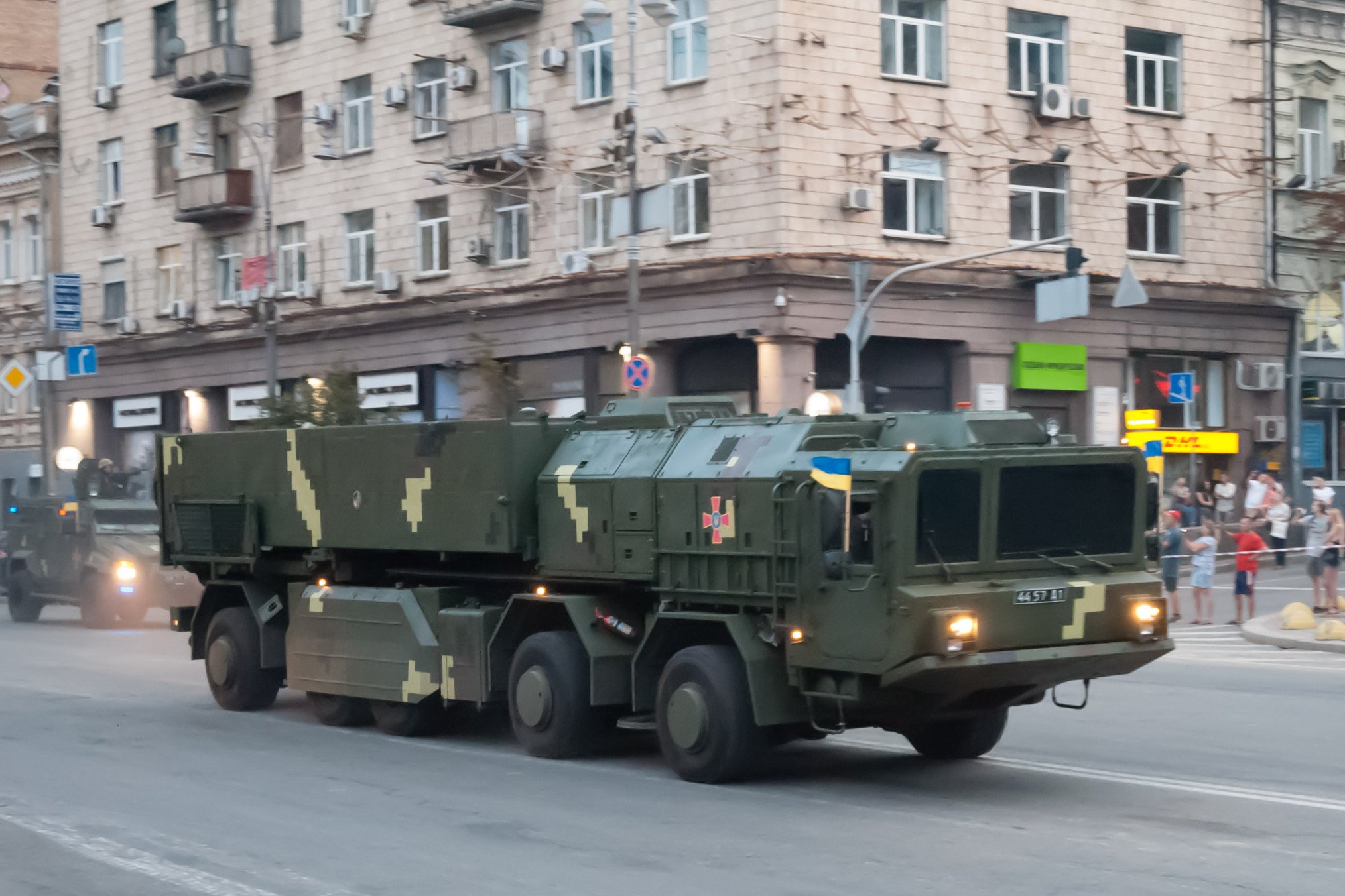 Zelenskyy Confirms Ukraine Is Now Firing Its New Sapsan Homegrown ...