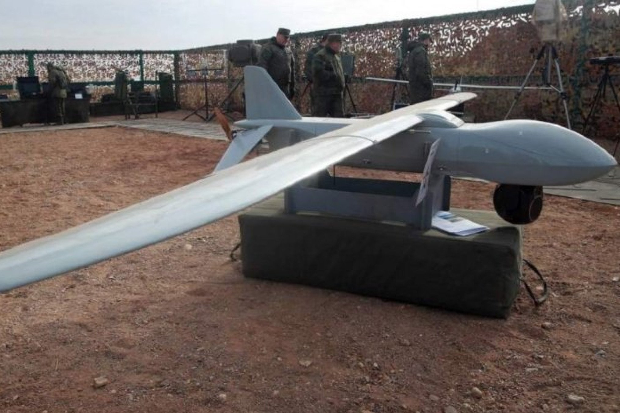 Russia’s Rare Merlin-VR Recon Drone Eliminated by Ukrainian FPV Crews ...