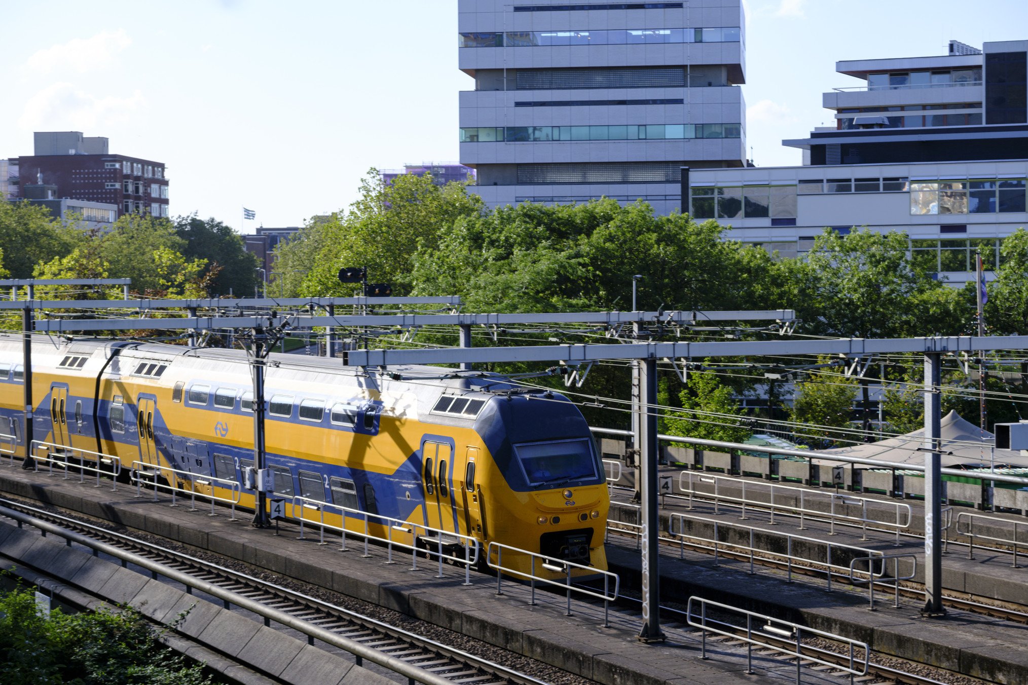 Netherlands to Convert Decommissioned Trains into Mobile Military ...