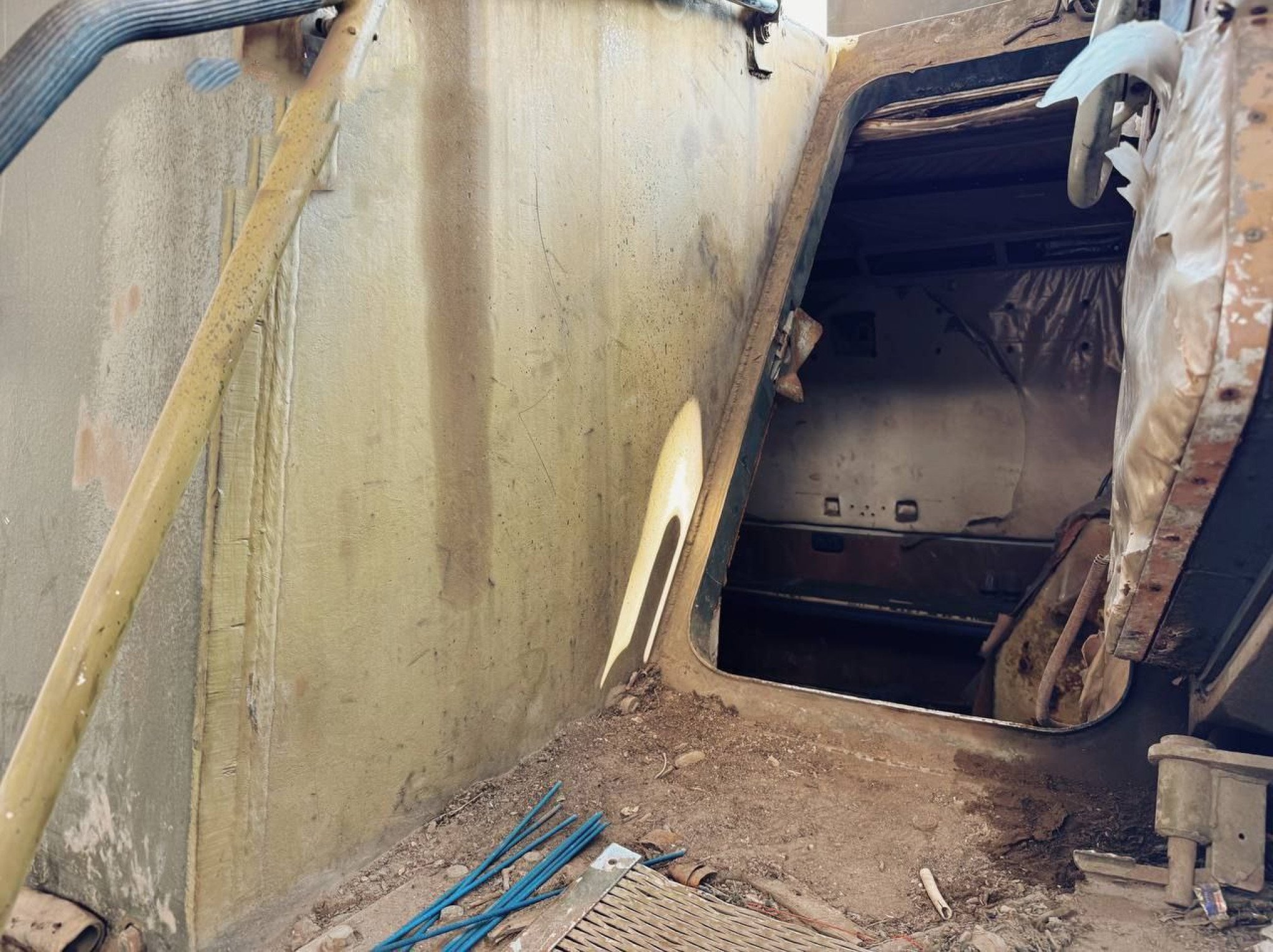 Rare Russian Ladoga Armored Vehicle Spotted – T-80 Tank Modified for ...