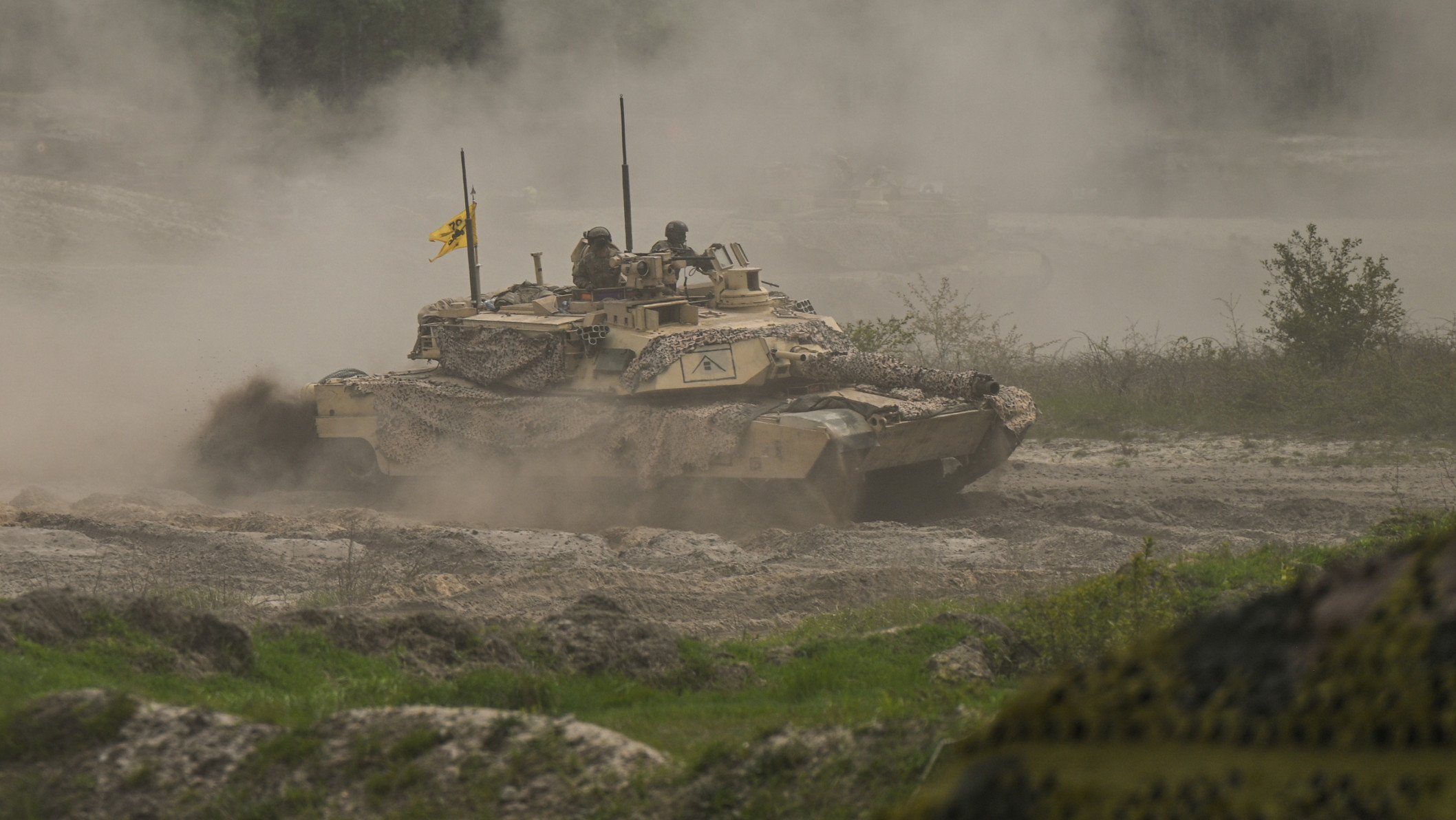 How Ukraine’s Crafty Upgrades to Abrams Tanks Showed the US What to ...