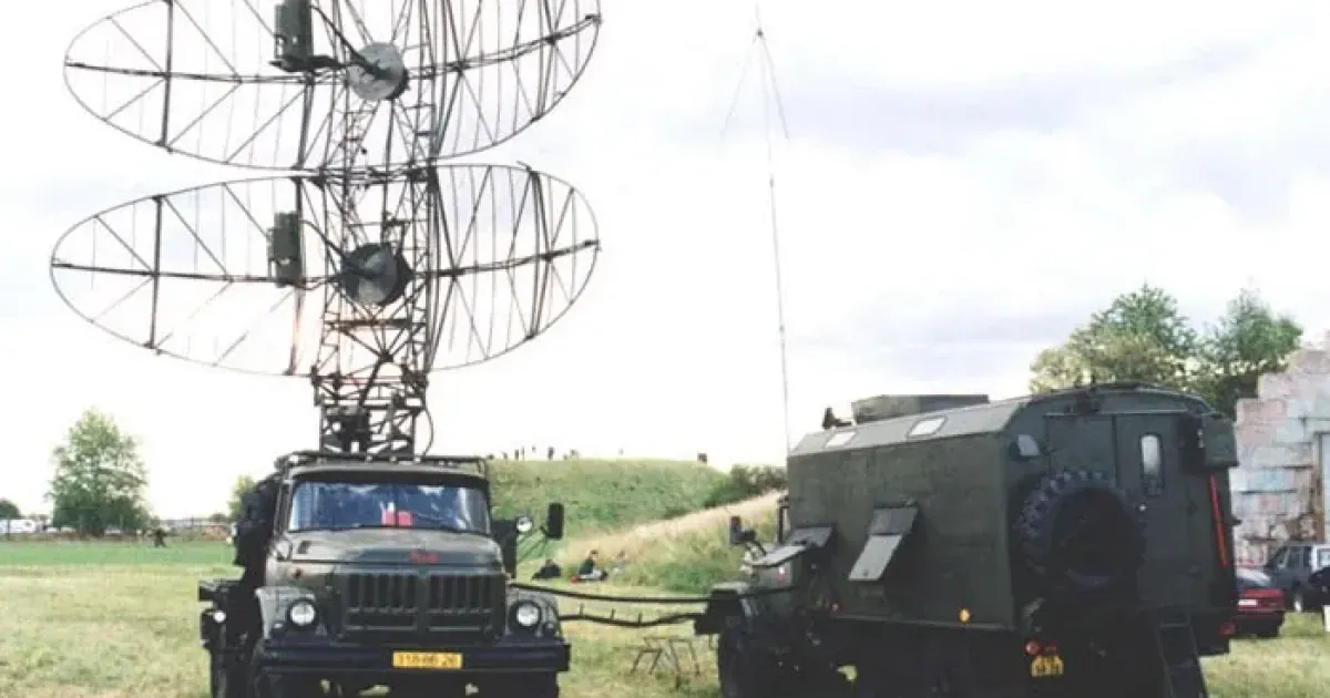 Ukraine Uses Drone to Disable Russian P-15 Radar in Kursk, Video Shows ...