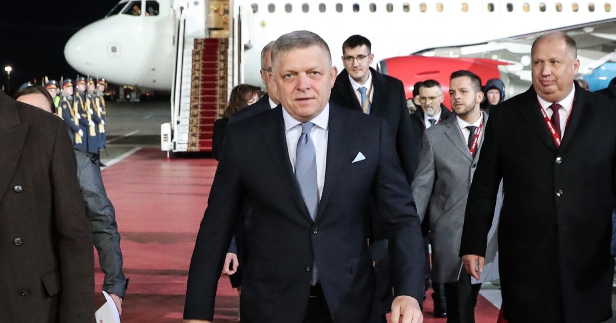 Slovak PM Robert Fico Arrives in Moscow for Victory Day Parade and ...