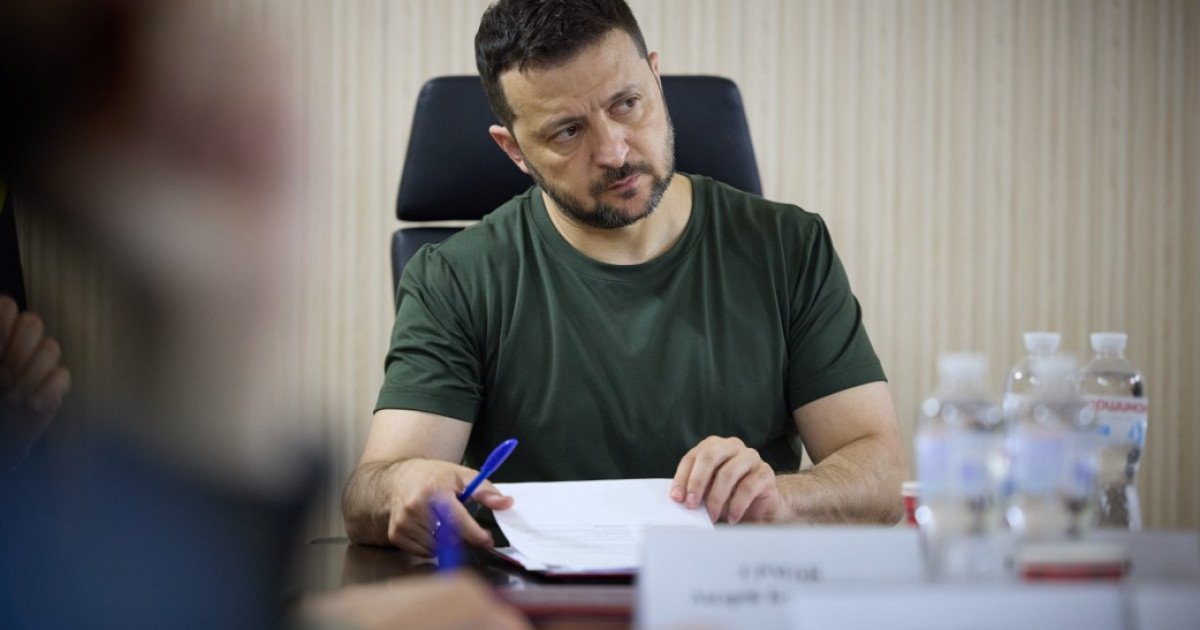 Ukraine Establishes English as an Official Language of International ...