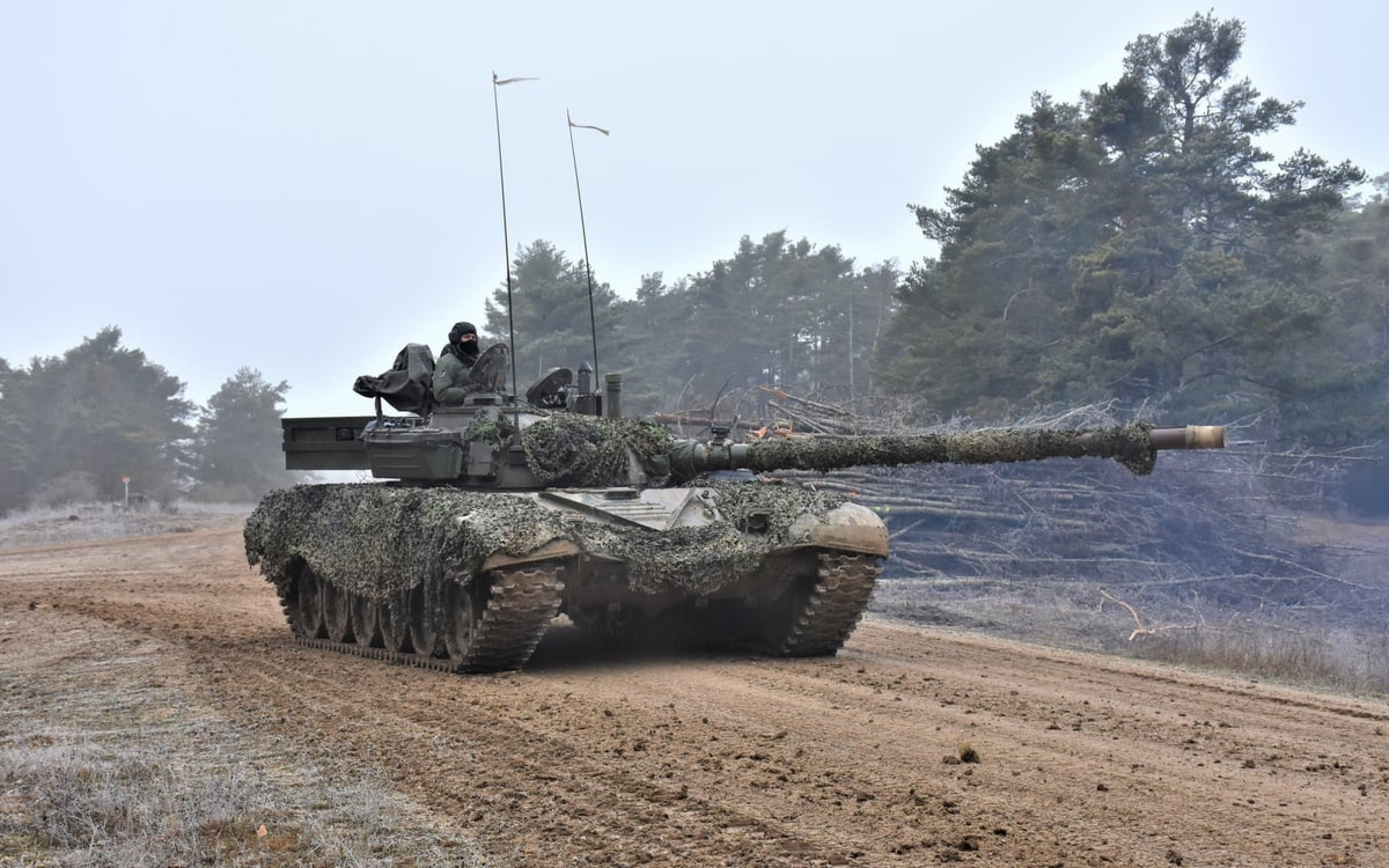 M-84A4 Snajper: Croatia’s Upgraded Tanks Spotted in Action With Ukraine ...