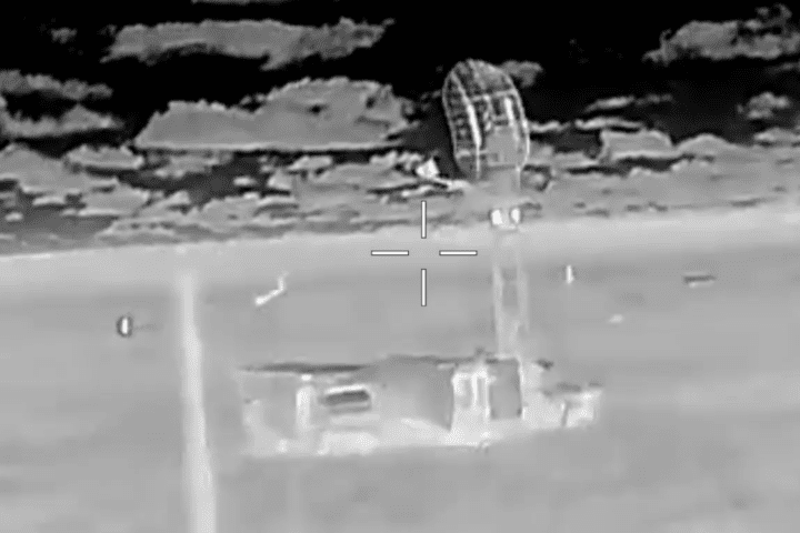 Russia Deploys Ultra-Light Shahed-107 Drones Built for Deep Logistics ...