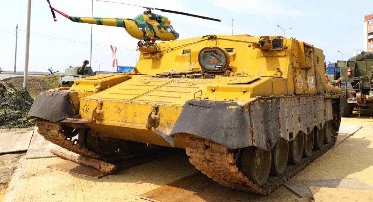 Rare Russian Ladoga Armored Vehicle Spotted – T-80 Tank Modified for ...