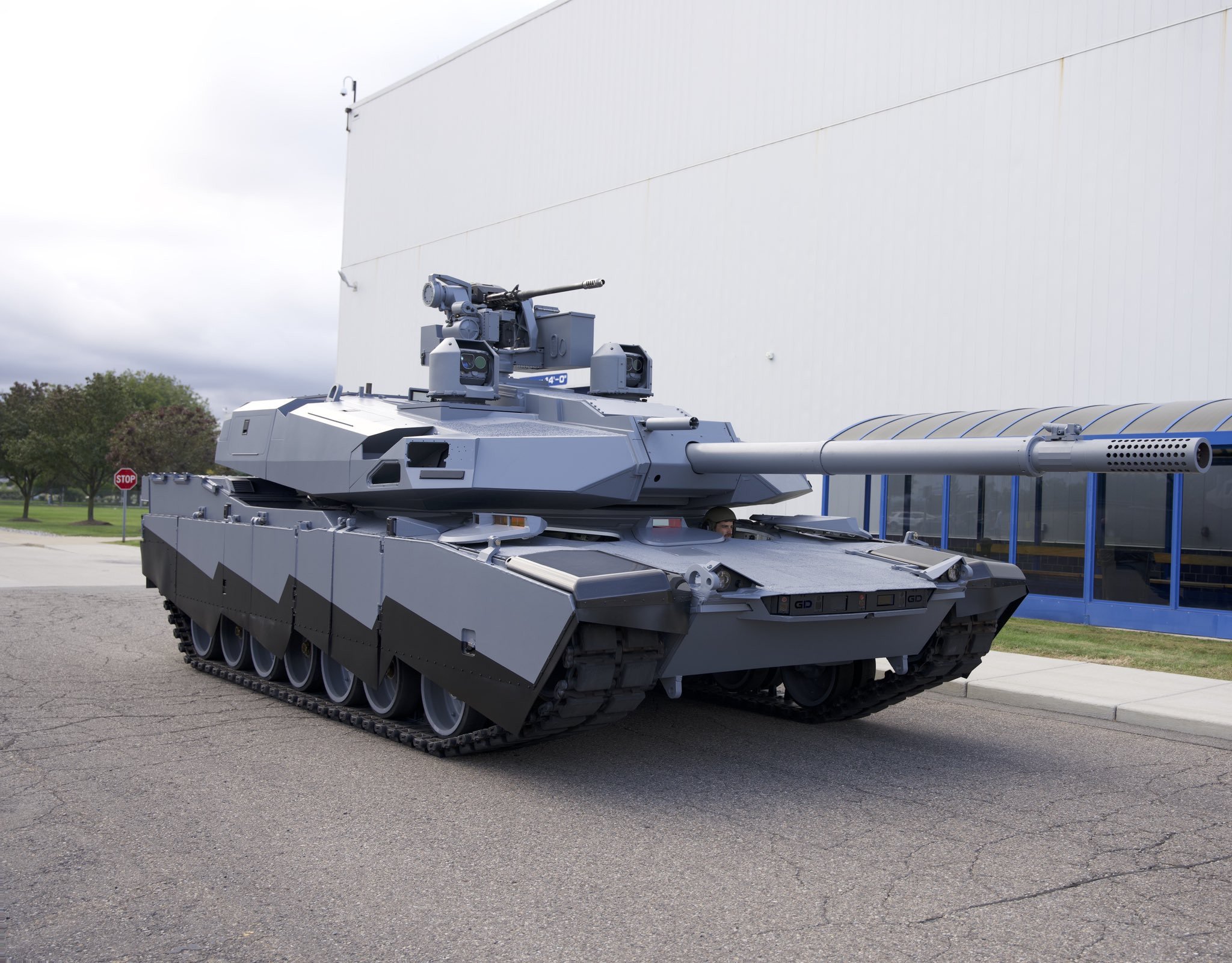 America’s Next Super Tank: Army Gears Industry for Abrams M1E3 Production — UNITED24 Media